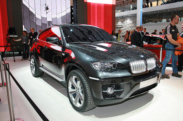 傳統再顛覆，開啟SAC世代─BMW X6 | U-CAR 徹底研究