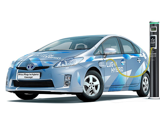 從概念跨進現實─Toyota Prius PHV徹底研究 | U-CAR 徹底研究