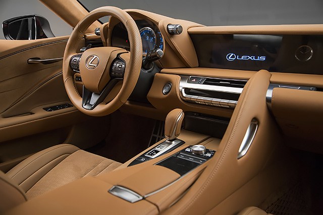 顛覆你對豪華的想像─Lexus LC的內裝與空間介紹 | U-CAR 徹底研究